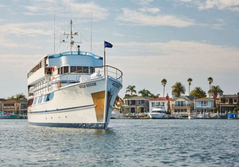 Newport Beach: Christmas Day Buffet Brunch or Dinner Cruise - Is it Worth the Price?