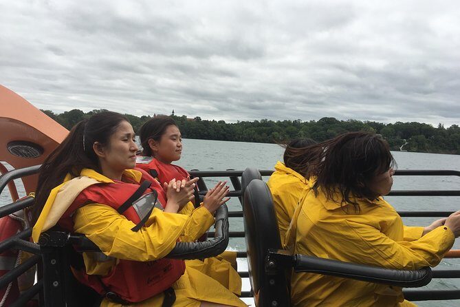 Niagara Falls Sightseeing tour of USA Side plus Jetboat - How the Experience Feels