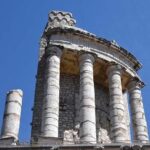 Nice: Italian Market, Eze, and Turbie Tour. - Transport and Group Experience