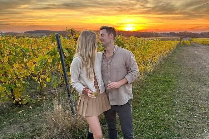 NON BUS Traverse Sunset Wine Tour 3 Winery Old Mission Peninsula - Why This Tour Offers Great Value