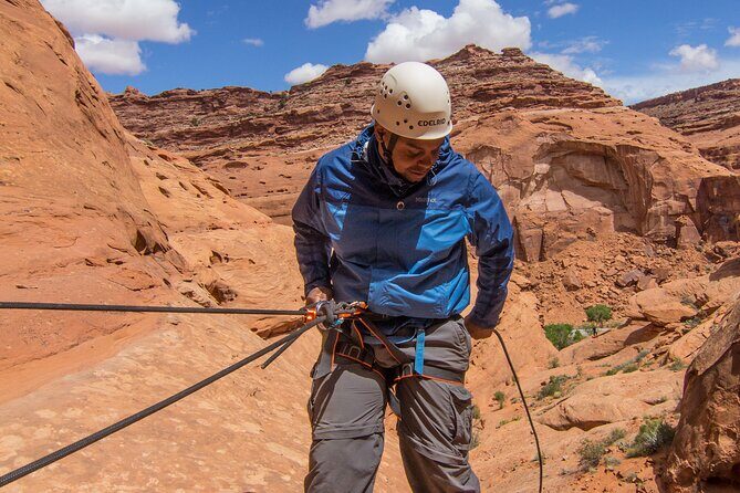 North Wash Canyoneering Adventure - An Overview of the North Wash Canyoneering Experience