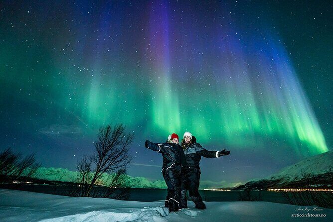 Northern Lights Chase minibus, portraits, toilet, meal, guarantee - The Itinerary: What You Can Expect