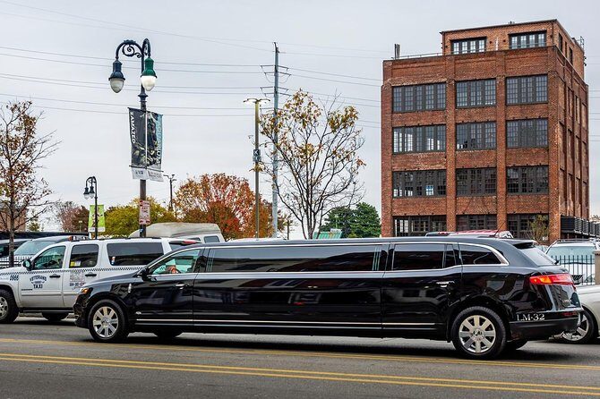 NYC Airport private arrival ride by Luxury SUV, Sedan or Minibus - The Vehicle Options and Their Benefits