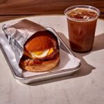 NYC Breakfast at USA Brooklyn Deli in Times Square - The Meal and Atmosphere