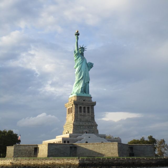 NYC: Brooklyn Sightseeing Sailboat Cruise - Who Will Love This Experience?