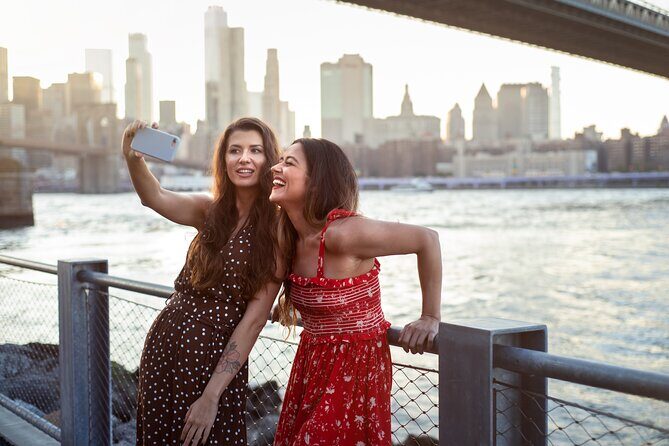 NYC Central Manhattan Walking Tour and Hudson River Cruise - Exploring Hell’s Kitchen and the Waterfront