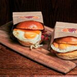 NYC Grab n Go Breakfast at USA Brooklyn Deli in Times Square - What’s on the Menu?