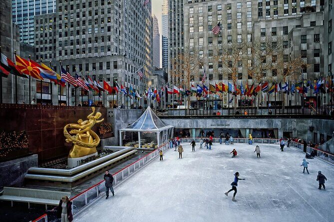 NYC: Holiday Walking Tour with optional Bryant Park Skating - The Reality from Recent Reviews