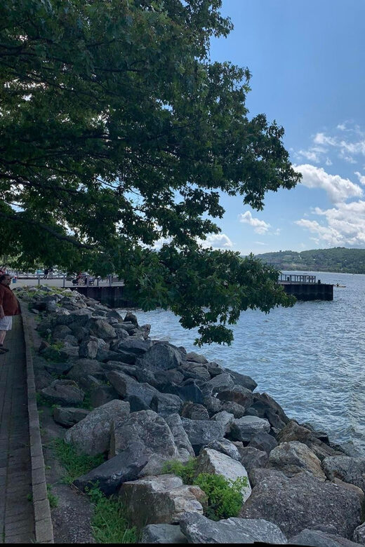 NYC: Hudson Tour with Sleepy Hollow and Walkway Over Hudson - An Authentic Journey from Midtown to the Hudson Valley