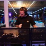NYC New Year's Eve Dinner Cruise with Music and Open Bar - Who Is This Tour Best For?
