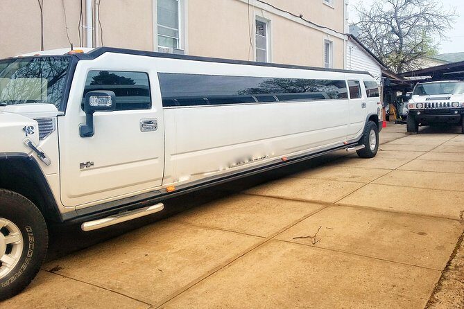 NYC Sightseeing Tour Manhattan (H2 Hummer Limousine) - The Sum Up