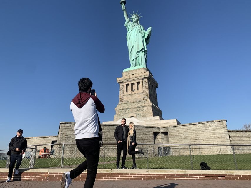 NYC: Statue of Liberty Guided Private Group or Family Tour - What Makes This Tour Stand Out?