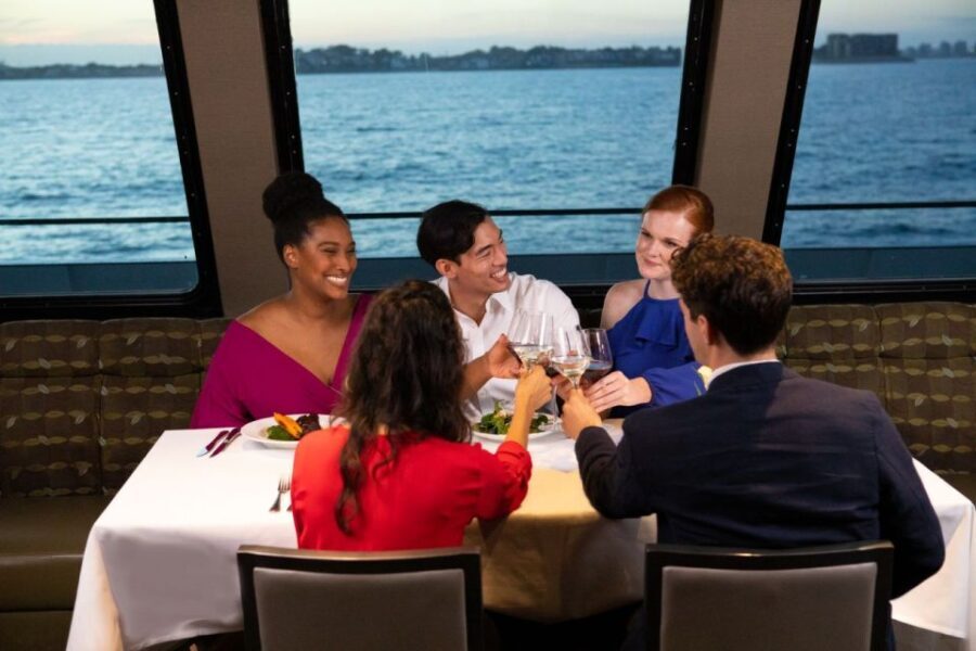 NYC: Thanksgiving Buffet Harbor Cruise - The Itinerary & What You’ll See