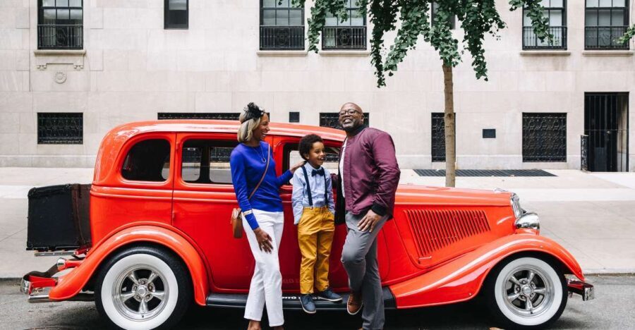 NYC: Vintage Car Midtown Manhattan Tour - Authentic Perspectives from Past Travelers