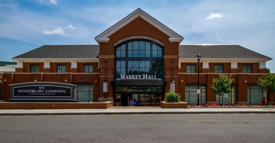 NYC: Woodbury Outlets Private Shopping Tour - What You Can Expect: The Day in Detail