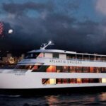 Oahu: Friday Night Fireworks Cocktail Cruise - The Boat: The Majestic