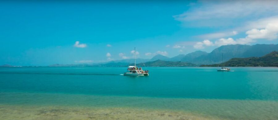 Oahu: Molii Fishpond and Kaneohe Bay Catamaran Tour - A Deep Dive into the Itinerary