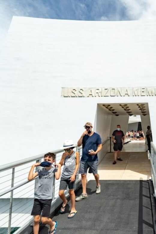 Oahu: Pearl Harbor Battleship & Helicopter Tour - Who Should Consider This Tour?