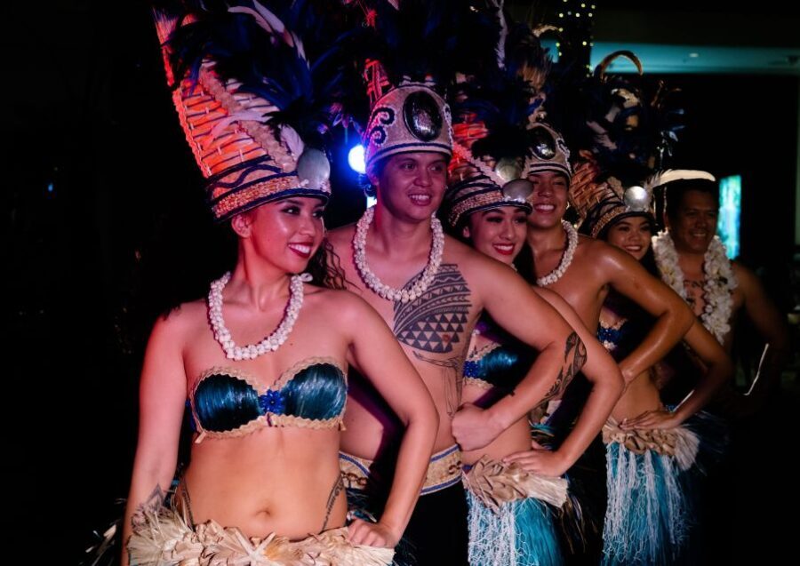 Oahu: Queens Waikiki Luau - Entertainment: Polynesian Performances and Fireknife Dance