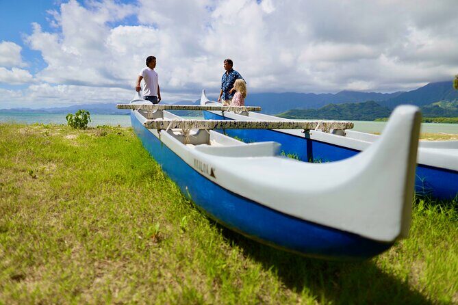 Oahu Uncovered: Full Island Tour with a Local Guide - The Small Group Advantage and Guide Quality