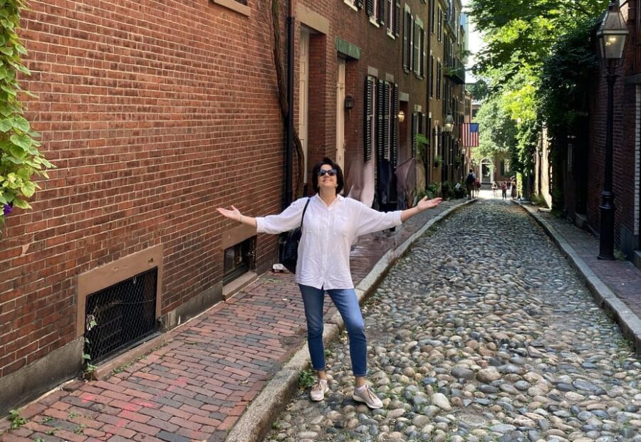Old Boston: Beacon Hill & Back Bay Walking Tour in French - Practicalities & Value