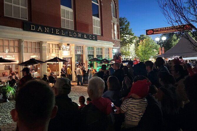 Old Salem Ghost Tour with Ghost Hunting Gear - Analyzing the Tour Experience