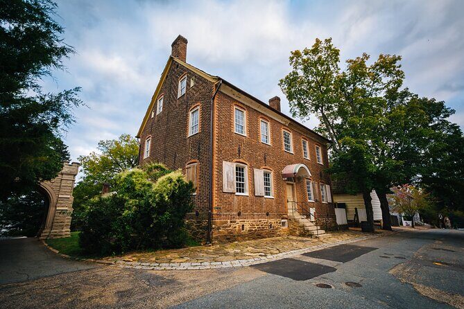 Old Salem's Ghost Self Guided Walking Tour - What’s Included and What’s Not