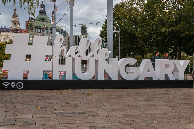 Orientation walk in Budapest - Authentic Experiences from Reviews