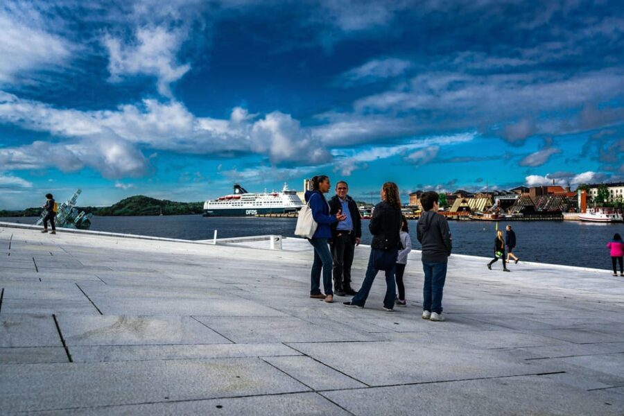 Oslo: 3-hour Highlights & Vigeland Park Private Walking Tour - An In-Depth Look at the Oslo Highlights & Vigeland Park Tour