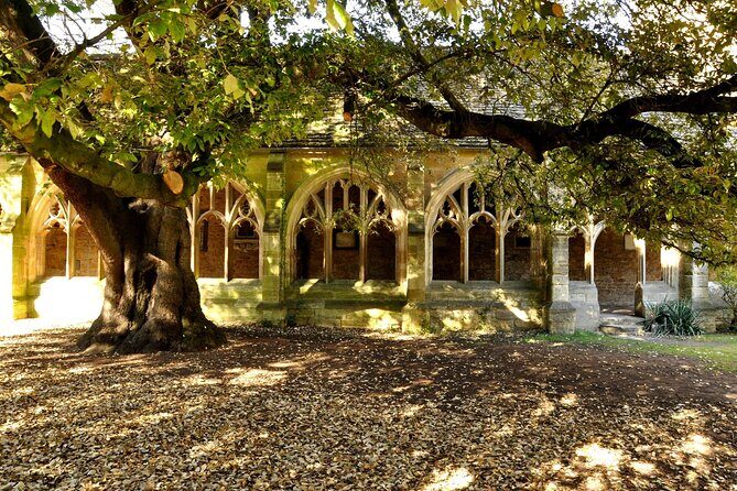 Oxford Official Ghost Tour - What You Can Expect from the Experience