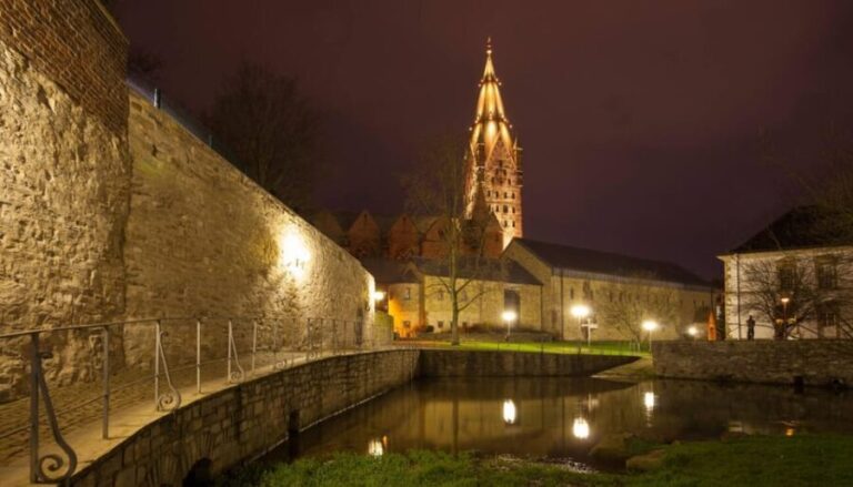 Paderborn: "Beschwipste" Nachtwächter-Führung (mit Umtrunk) - Itinerary Breakdown and Highlights