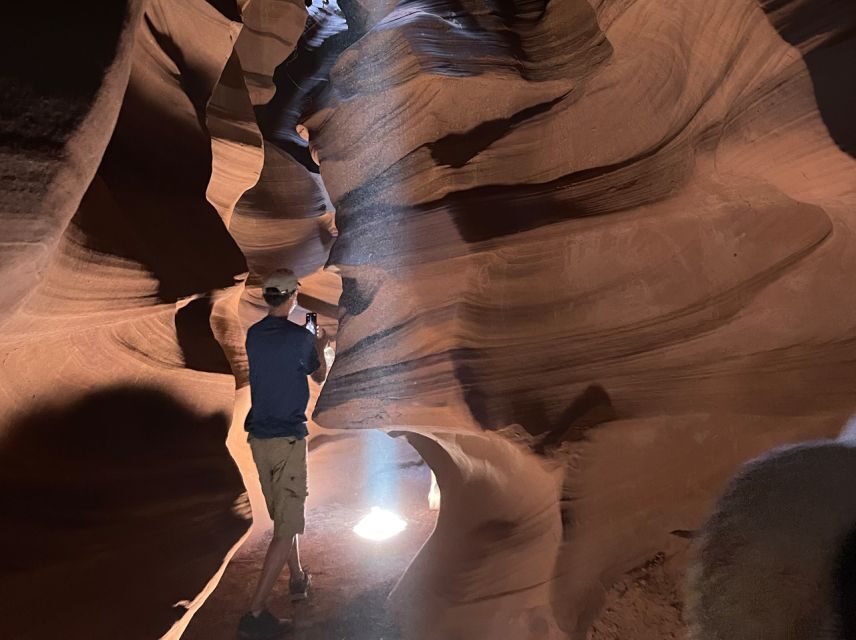 Page: Upper & Lower Antelope Canyon Combo Day Trip - Introduction: What This Tour Offers