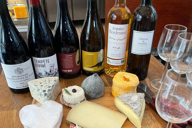 Paris: A Cozy Wine & Cheese Tasting in Montmartre - What Our Reviews Tell Us