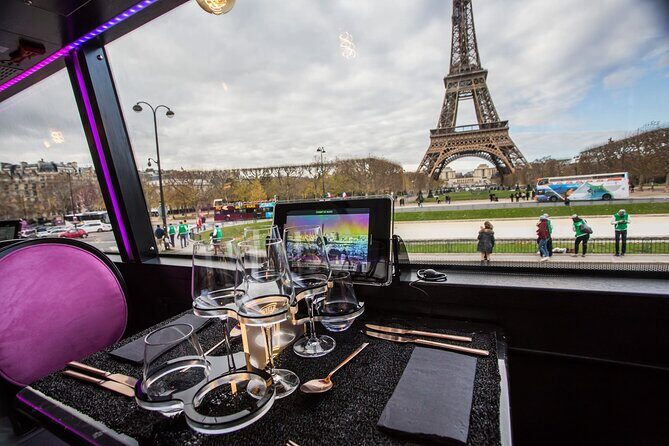 Paris Champs-Elysées lunch by panoramic bus - The Sum Up