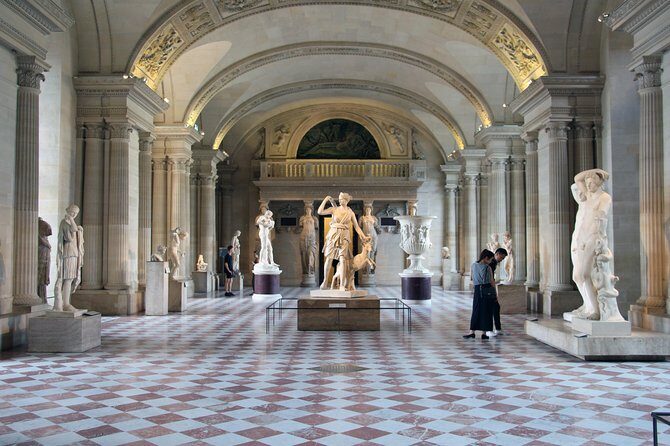 Paris Murders and Mysteries semi-private tour of the Louvre - The Itinerary in Detail