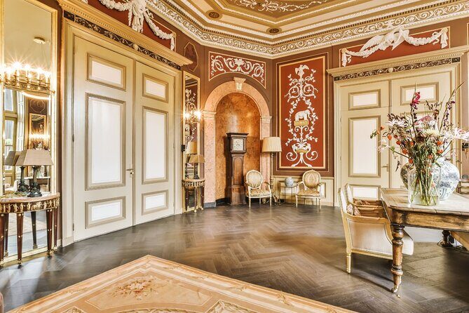 Paris: Versailles Palace with Gardens and Estate Entrance Ticket - Exploring the Palace of Versailles