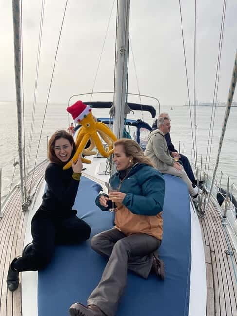 Parque das Nações: Yoga and meditation at sunrise aboard a sailboat! - Why It Matters: What Makes This Experience Special