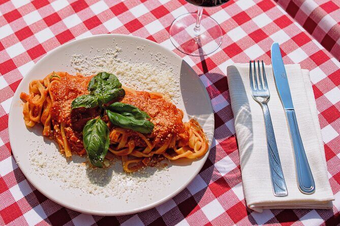 Pasta Cooking Class in Rome - Fettuccine Class in Piazza Navona - Valuing the Experience: Price and What You Get