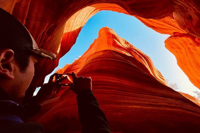 Peekaboo Slot Canyon Tour UTV and Hiking Adventure (Private) - The Guide Experience: Making the Difference