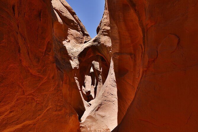 Peekaboo, Spooky and Dry Fork Slot Canyon Tour - Transportation and Duration