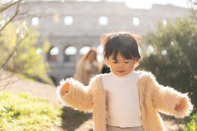 Personalized Photoshoot Outside the Colosseum - The Experience Through the Lens of Reviews