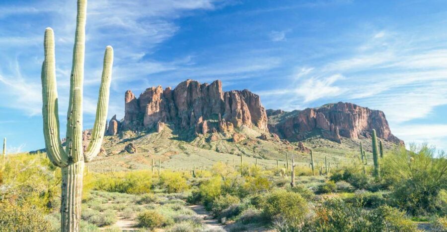 Phoenix/Scottsdale: Apache Trail Tour & Canyon Lake Cruise - Goldfield Ghost Town: A Mini Wild West Experience