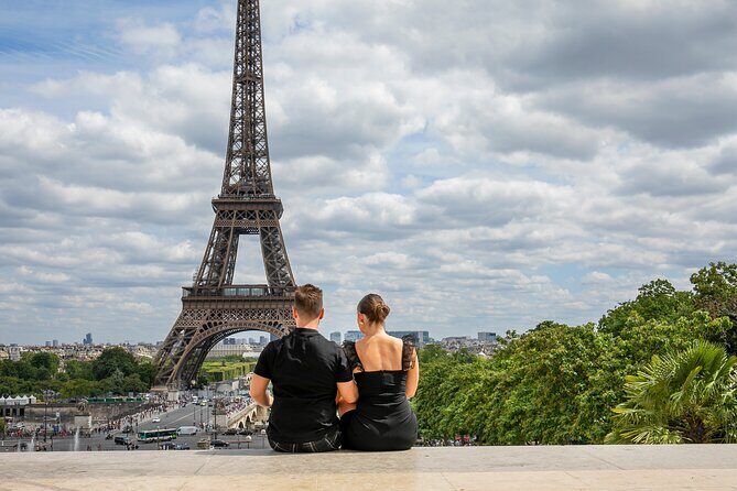 Photo Session Around Eiffel Tower - Authentic Experiences and Reviews