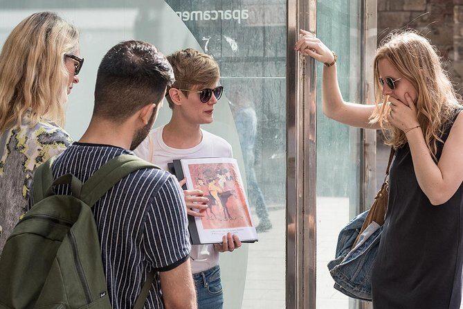 Picasso the life and scandals of a genius walking tour - The Sum Up