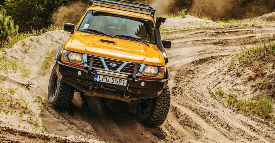 Poligon4x4: off road driving - Vehicle and Safety: Built for Adventure and Confidence
