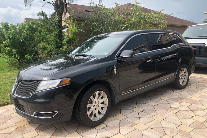 Port Canaveral to Orlando Airport MCO Luxury Sedan - An In-Depth Look at the Port Canaveral to Orlando Airport Transfer