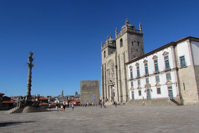 Porto Highlights Small-Group Walking Tour - A Detailed Breakdown of the Itinerary