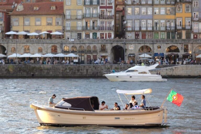 Porto: Six Bridges Douro River Cruise with Drinks - Detailed Breakdown of the Itinerary
