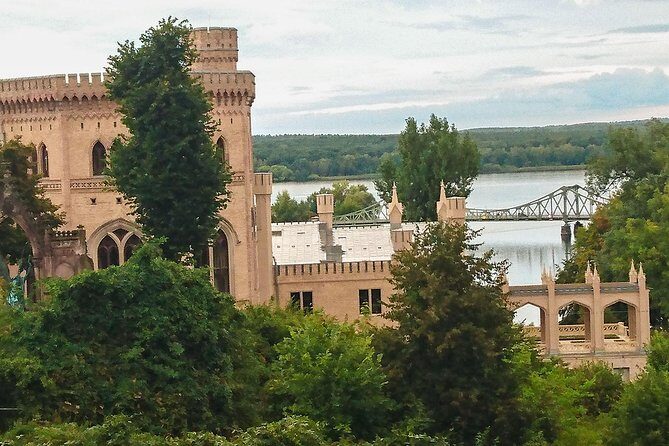 Potsdam Highlights - Private sightseeing tour by minibus - A Closer Look at the Experience