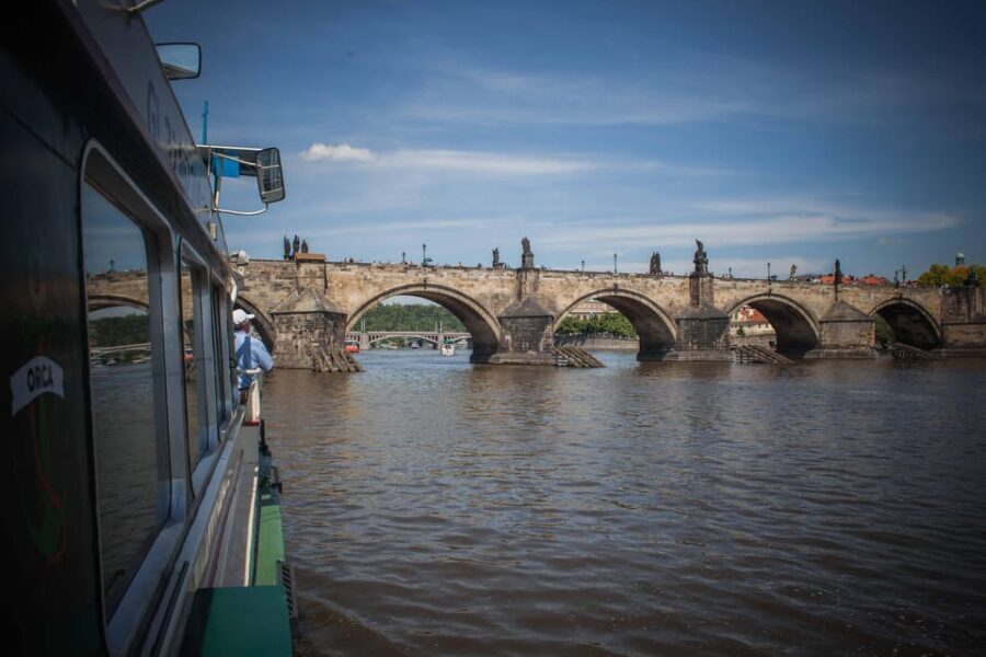 Prague: An unforgettable 2-hour cruise on the Vltava River. - What to Expect During the Cruise